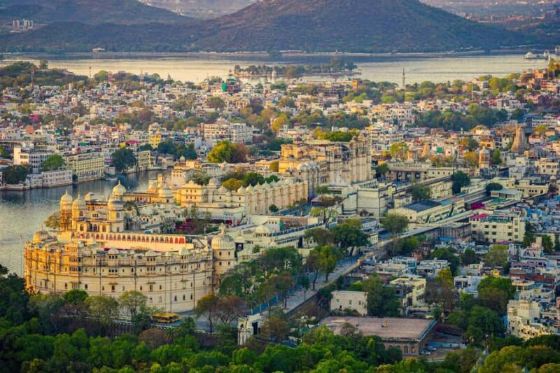 02-Days Lake City of Rajasthan, Udaipur Guided Tour - Key Points