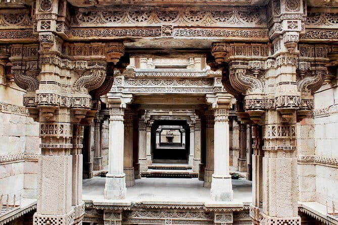 02 Nights & 03 Days Ahmedabad Tour with Excursion to Stepwells - Discovering Ahmedabad and the Stepwells