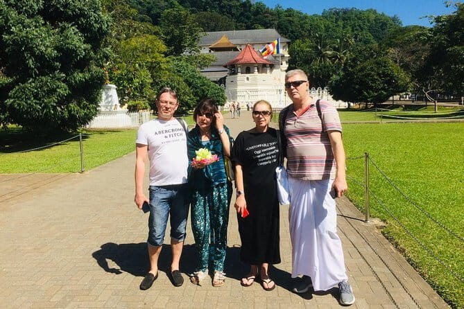 03 Day Explore Sri Lanka - Key Points