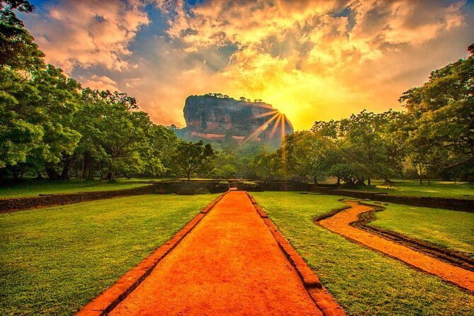 03 Days Sri Lanka Tour - Heritage Hotspots - Key Points