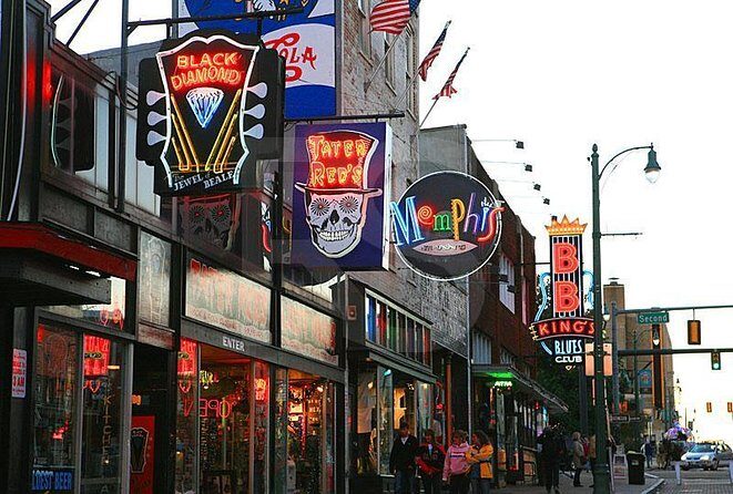 1.5 Hour Private Party Bike Ride in Downtown Memphis - A Fun and Unconventional Way to Explore Memphis: The Private Party Bike Ride
