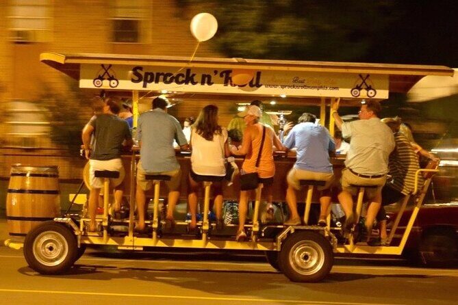 1.5-Hour Public Party Bike Ride in Downtown Memphis - Duration, Group Size, and Practicalities