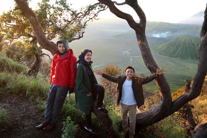1 Day - Amazing Bromo Sunrise tour with 7 spots // 00.30 -13.00 - An Authentic Adventure at Mount Bromo: What You Can Expect