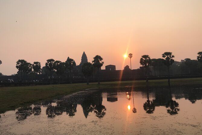 1 Day | Angkor Wat Sunrise with Small Tour - A Closer Look at the Experience