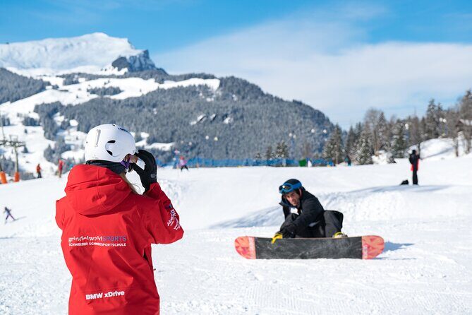 1-Day Beginner Snowboard Package in Grindelwald - Key Points