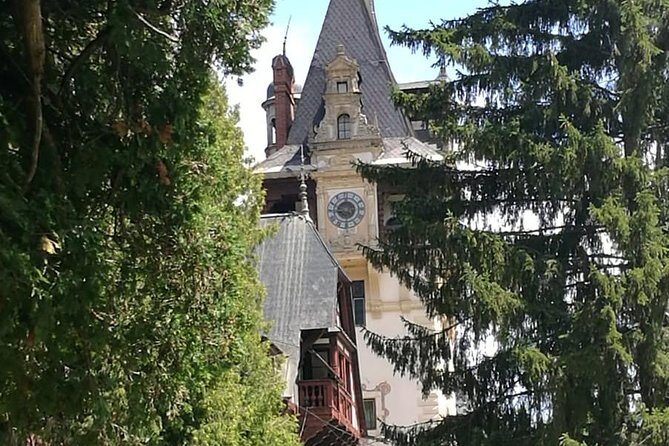 1 Day Castles Tour - Sinaia and Bran - Bran Castle: A Mythical Fortress and Market Hub
