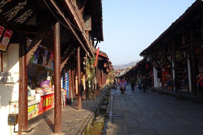 1 day Dujiangyan + Jiezi Old town Private tour - FAQ