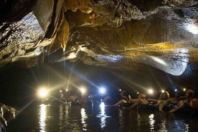 1 Day Guided Tour in Cave from Vang Vieng - Who Will Love This Tour?