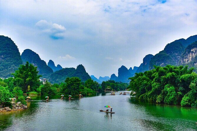 1-Day Guilin Tour to Reed Flute Cave, Bamboo Boat and Night Show - Key Points