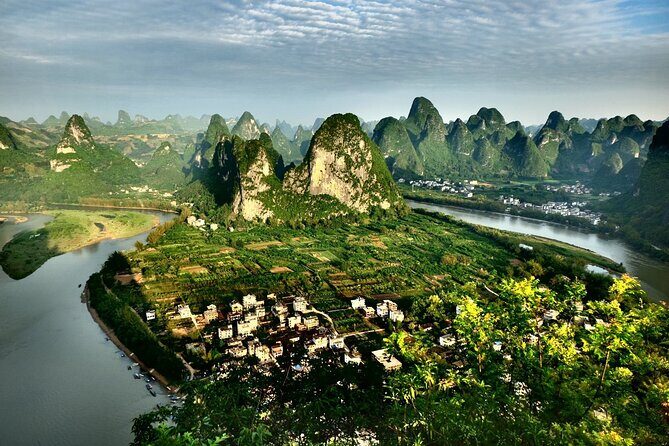 1-Day Guilin Tour to Reed Flute Cave, Bamboo Boat and Night Show - A Detailed Look at the Itinerary