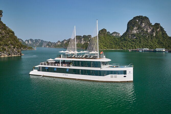 1 Day Halong and Lan Ha Bay Jade Sails Cruise from Hanoi - Key Points