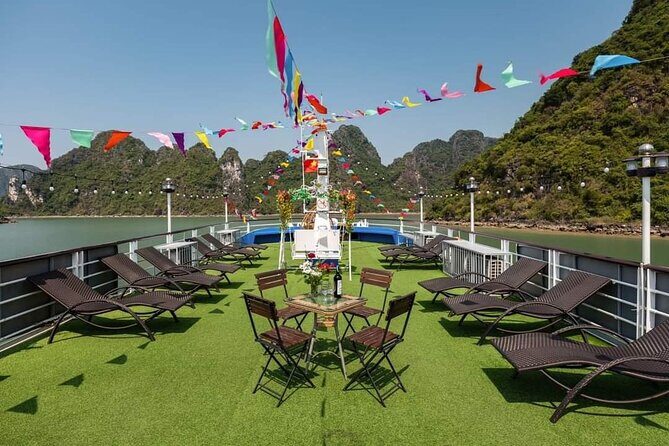 1-Day Halong Bay Tour From Hanoi Express with Dragon King Cruise - The Return Trip