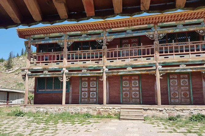 1 Day Manzushir Monastery & Hiking to Tsetsee Gun (Bogd Khan Summit) - FAQ