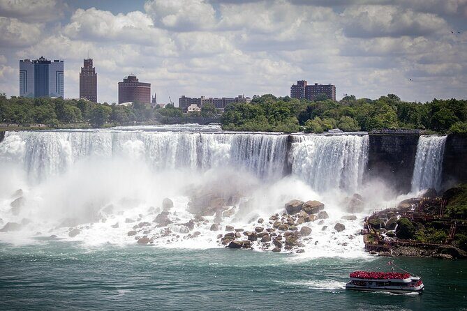 1 Day Niagara Falls US Side - from New York by Air - FAQ