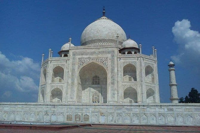 1-Day Private Luxury Tour of Taj Mahal by Mercedes Benz - Introduction
