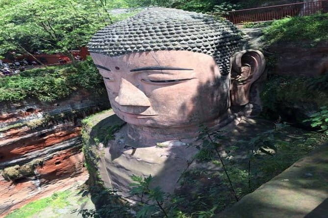 1 Day Private Tour Chengdu Panda Leshan Buddha & Foodie Tour - FAQ