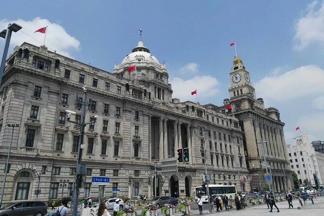 1-Day Private Tour to Zhujiajiao Water Town,the Bund and World Financial Center - An In-Depth Look at the Tour