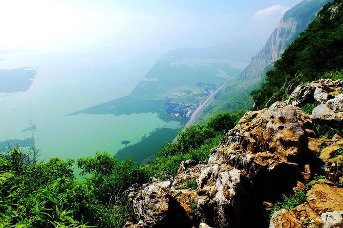 1-Day Private Tour:Stone Forest and Western Hill(Dragon Gate) from Kunming - The Value Proposition