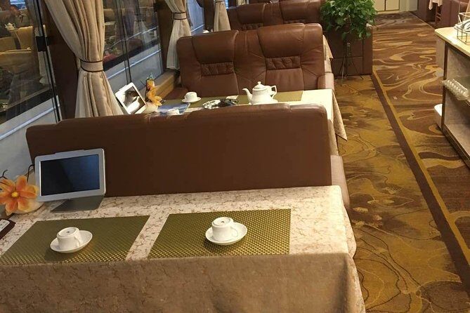 1 Day Relaxing Li River Cruise With The 4 Star Luxury Boat lower Deck Seating - Key Points