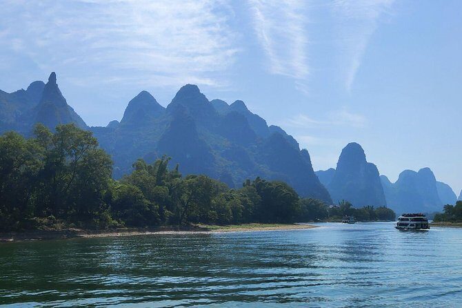 1-Day Relaxing Li River Cruise with the 4 Star Luxury boat Upper Deck Seating - A Scenic Journey through the Heart of Guilin