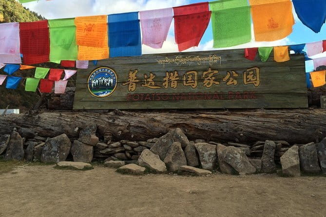 1-Day Shangri-La Private Tour: Potatso National Park and Baiji Temple - Key Points