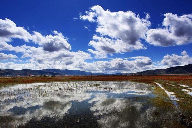 1-Day Shangri-La tour with Ganden Monastery, Napahai Lake and Tibetan Town - Key Points