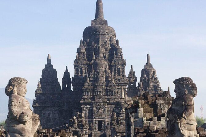 1 day tour Borobudur and Prambanan Temples - Exploring Borobudur: A Monument of Mystique and Mastery