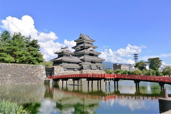 1-Day Tour from Nagano and Matsumoto Kamikochi & Matsumoto Castle - Discovering Matsumoto’s Historic Charm