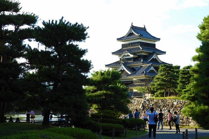 1-Day Tour from Nagano and Matsumoto Kamikochi & Matsumoto Castle - Practical Details and Tips