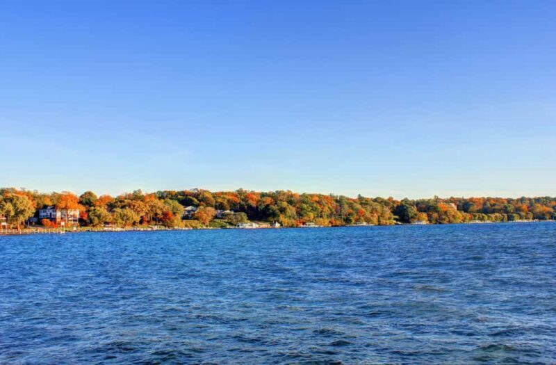 1-Day Tour Lake Geneva & Anderson Japanese Gardens - The Journey Begins in Chicago
