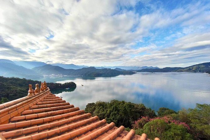 1 day tour Sun Moon Lake from Taichung - Introduction to the Sun Moon Lake Tour