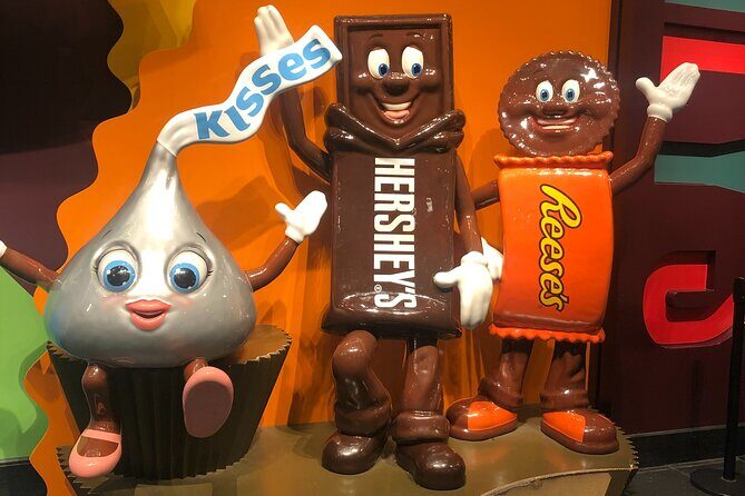 1 Day Tour to Philadelphia and Hershey's Chocolate World - Key Points