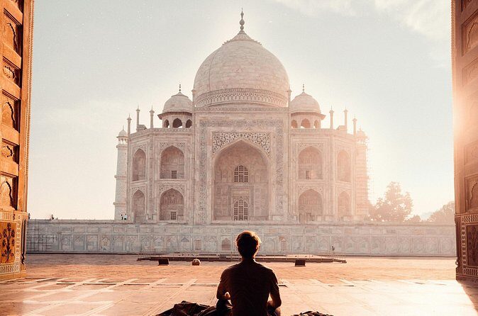 1-Day Trip to Taj Mahal and Agra from Mumbai with Both side Commercial Flights - Who Should Consider This Tour?