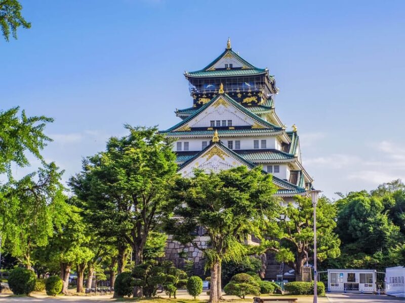 1-Day walking tour in OsakaCastle, temples and Ukiyoe - Key Points