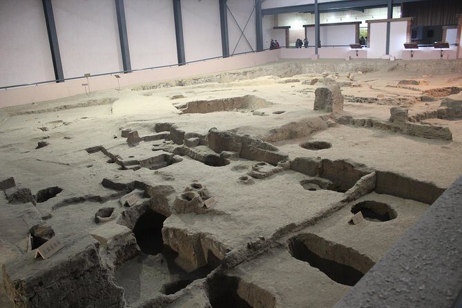1-Day Xi'an Terracotta Warriors Museum and Banpo Neolithic Village Museum Tour - Authentic Experiences and Genuine Insights