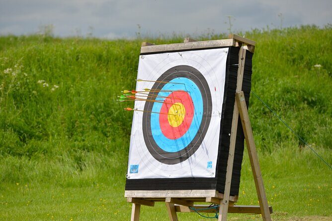 1 Hour Archery Session in Warwick - What You Can Expect During the 1-Hour Experience