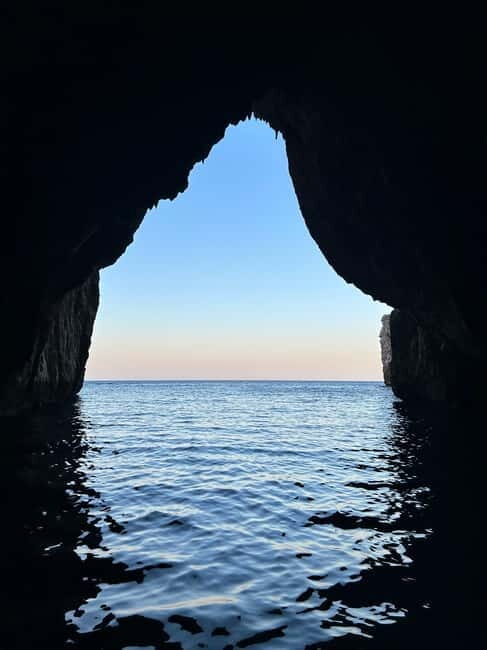 1-hour boat excursion to discover the caves of Salento - Key Points