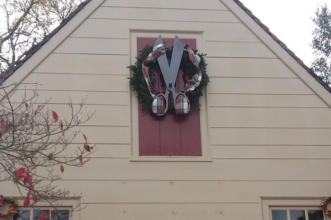 1 Hour Christmastide Walking Tour in Virginia Past and Present - FAQ