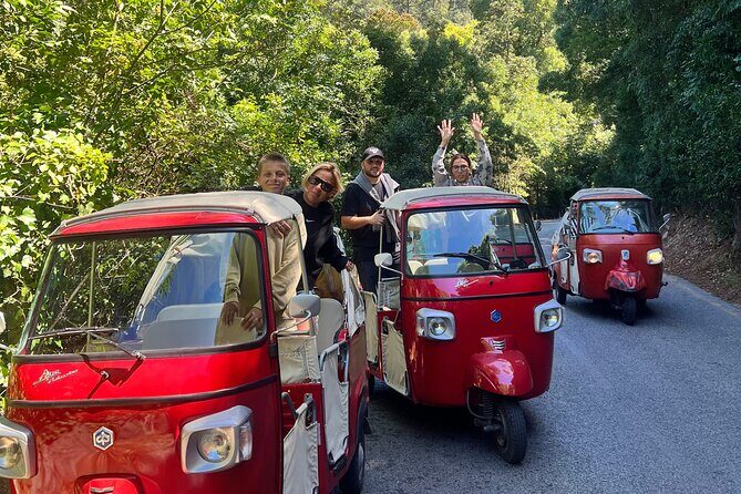 1-Hour Guided Tuk-Tuk Tour in Sintra - Key Points