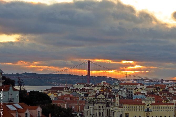 1 hour in Tuk Tuk to access the famous viewpoints of Lisbon - Final Thoughts