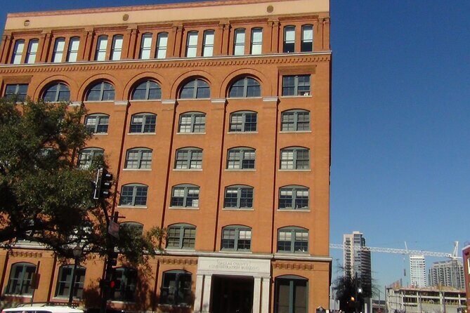 1-Hour JFK Assassination Walking Tour - An In-Depth Look at the Tour