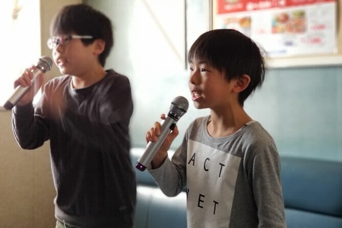 1 Hour Karaoke Room with Set Menu and Unlimited Drinks in Osaka - Exploring the Osaka Karaoke Experience