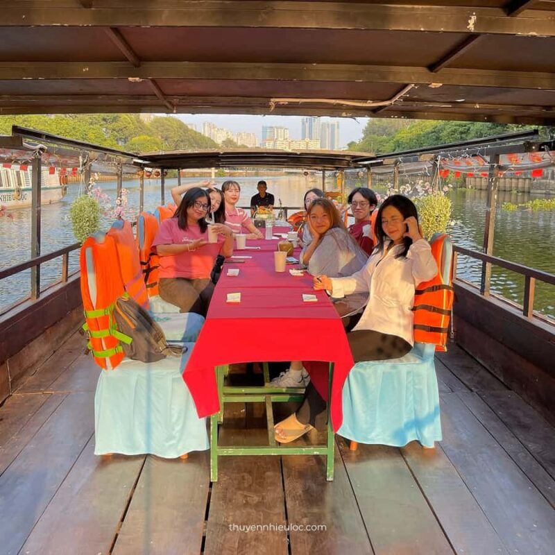 1 hour Nhieu Loc boat tour experience: A historic canal - Food and Refreshments