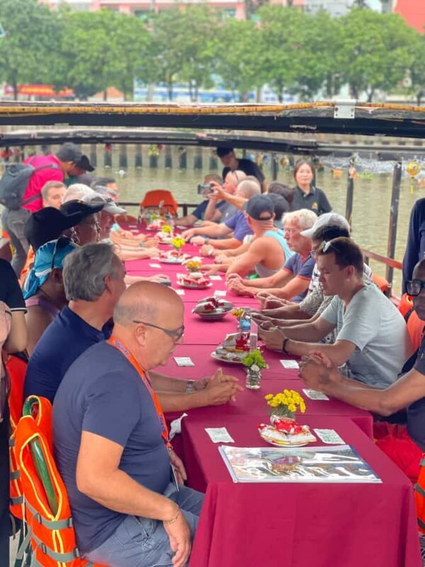 1 hour Nhieu Loc boat tour experience: A historic canal - Practical Considerations