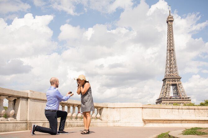 1-hour Photoshoot at the Eiffel Tower Trocadero Paris - Who Should Consider This Photoshoot?