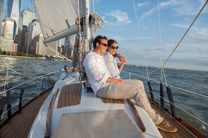1 Hour Private Charter in New York Harbor for up to 6 people - Who Will Love It?