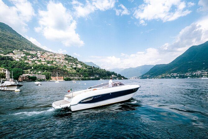 1 Hour Private Cruise on Lake Como Motoscafo Cranchi - An In-Depth Look at the Lake Como Motoscafo Tour