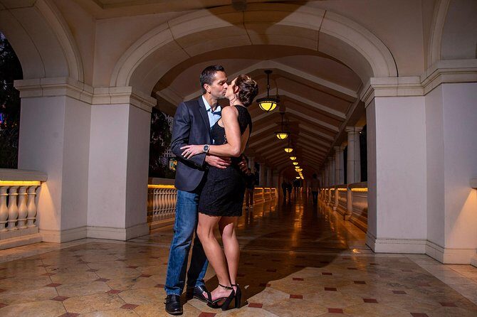 1 Hour Private Limo Photo Tour - The Sum Up