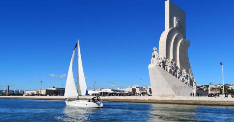 1 Hour Private - Lisbon: Sailing Tour With Wine and History - The Sum Up