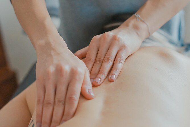 1 Hour Private Sports Massage in Pokhara Nepal with Pick Up - What Previous Travelers Say
